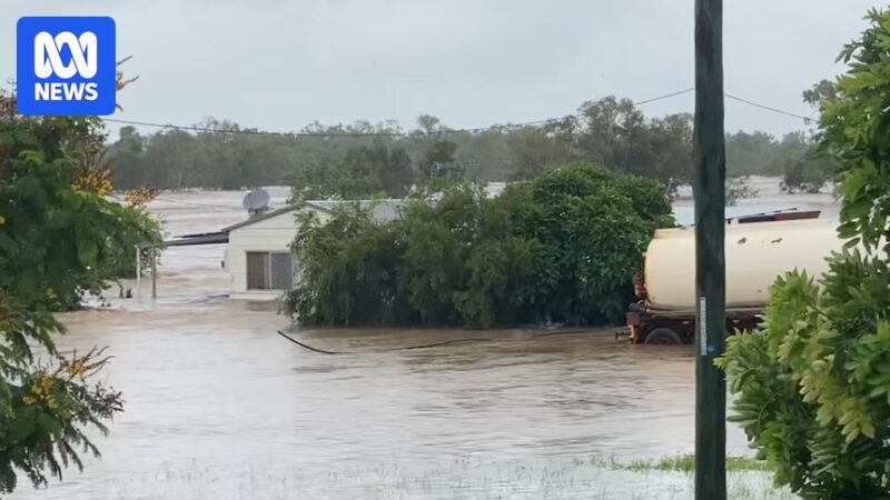 Flash flooding on Copperfield River forces emergency evacuation of ...