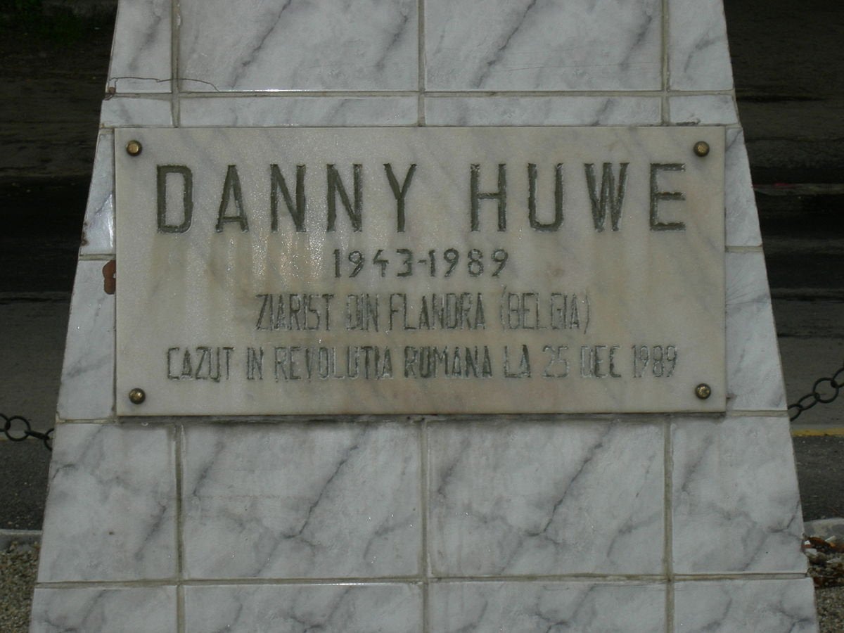 TIL on this day 33 years ago, VTM journalist Danny Huwé was murdered by ...