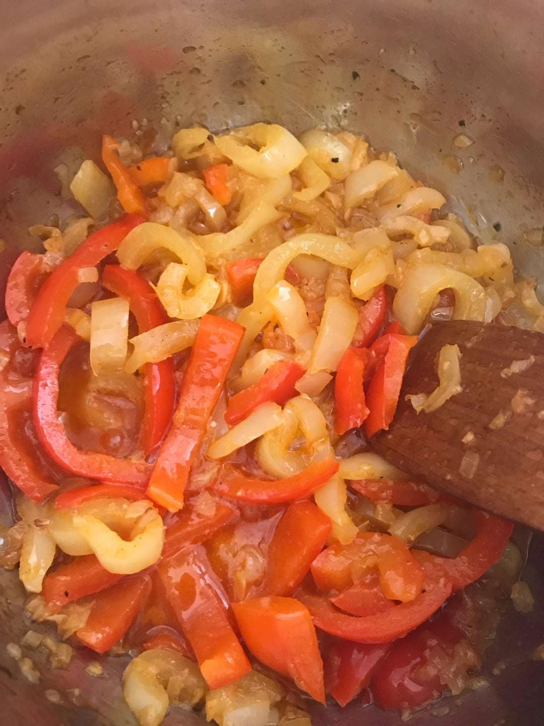 Letcho or the hungarian Shakshuka - EUROPE SAYS